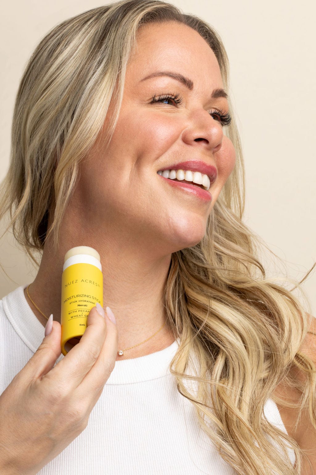 Nuez Acres® Moisturizing Stick – Deep Hydration with Pecan Oil & Beesw